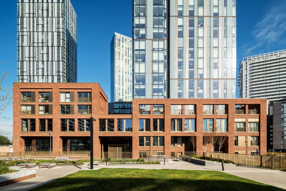 Bespoke IG Masonry Support solutions achieve desired aesthetic without ...