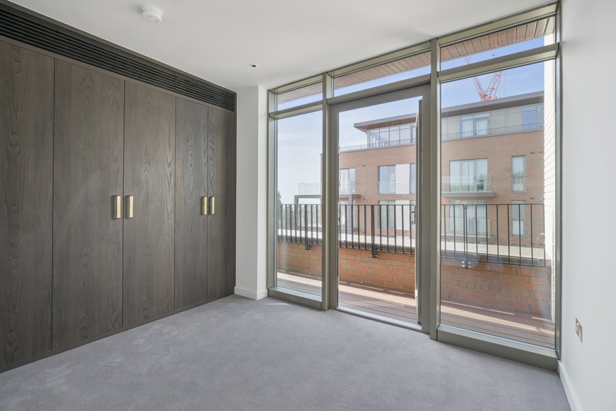 Comar 9P.i High Performance Window, Door & Framing System | Building ...
