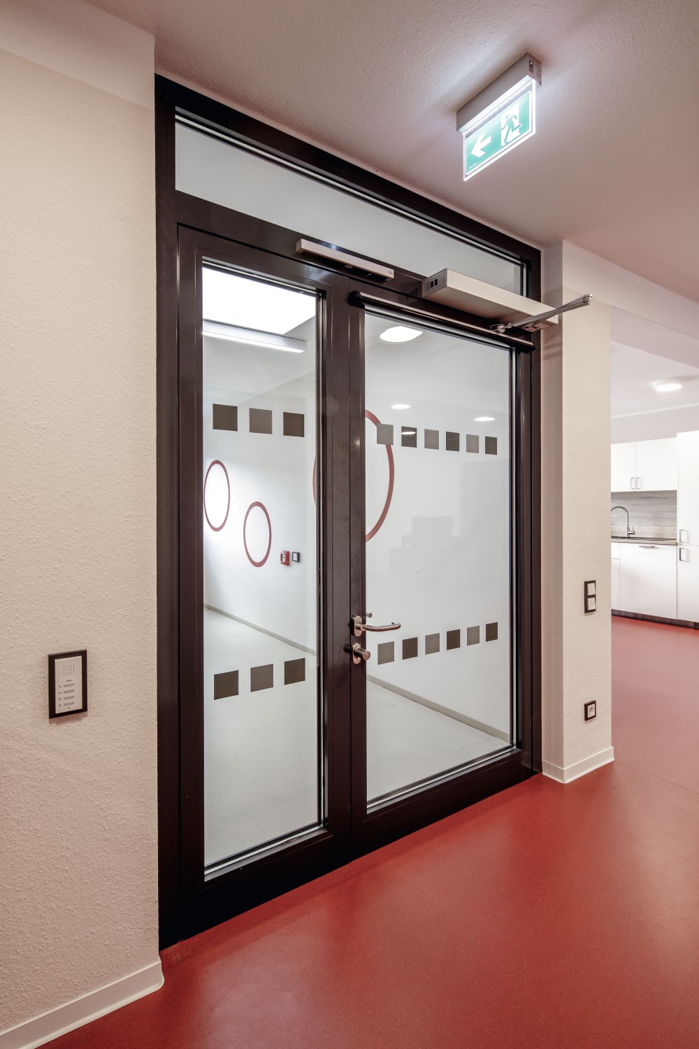 Improve Hygiene and energy efficiency with dormakaba entrance systems ...