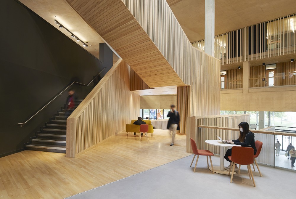 TIMBER-CLAD STAIR CONNECTS UNIVERSITY FACULTIES | Building Specification