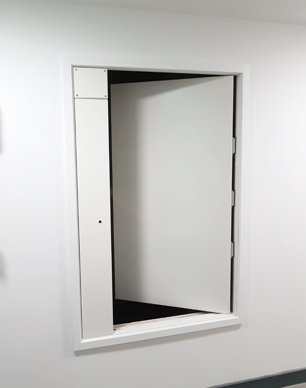 Whitesales Es-Shaft smoke vent door for safer means of escape ...