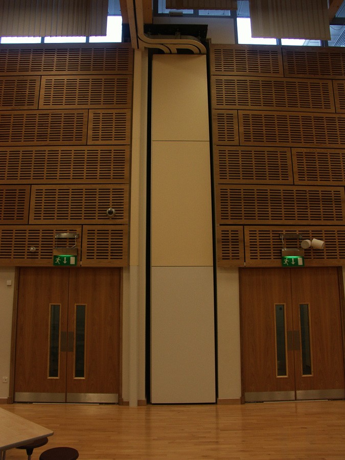 7 metre high wall installed in London School | Building Specification