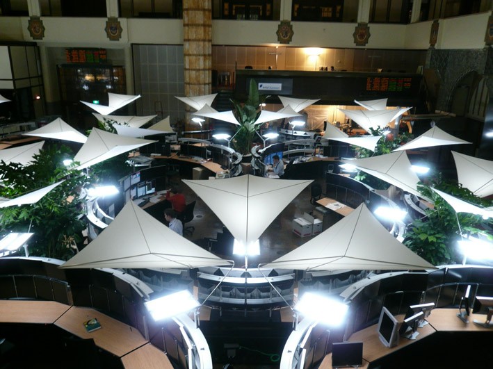 Acoustics: Absorbent vs Transparent | Building Specification