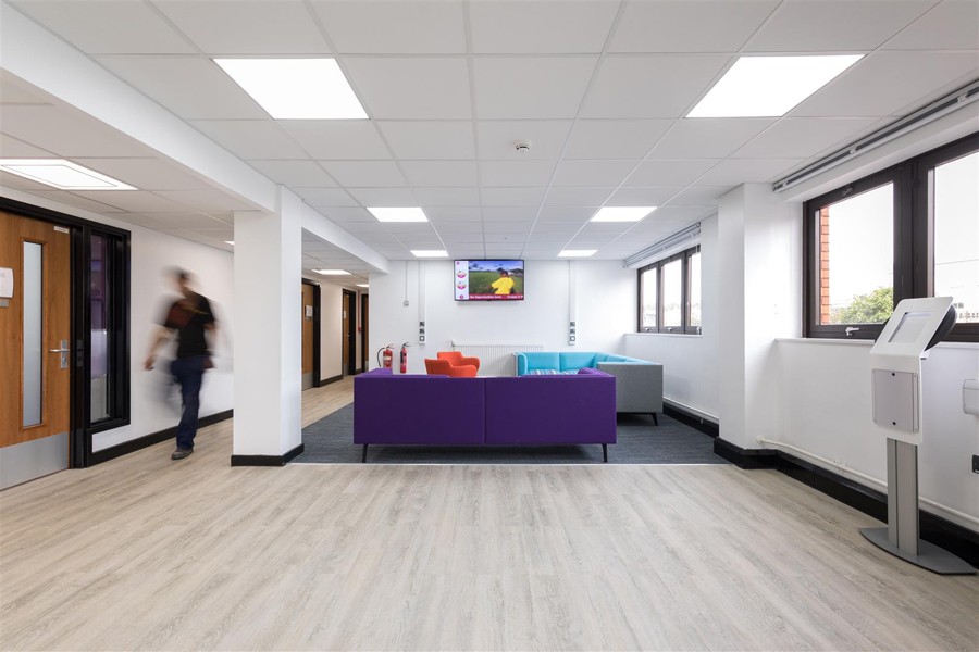 ALTRO’S MODULAR FLOORING SYSTEM GIVES TOP UNIVERSITY A TOUCH OF CLASS ...