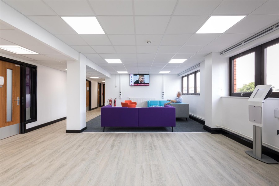ALTRO’S MODULAR FLOORING SYSTEM GIVES TOP UNIVERSITY A TOUCH OF CLASS ...