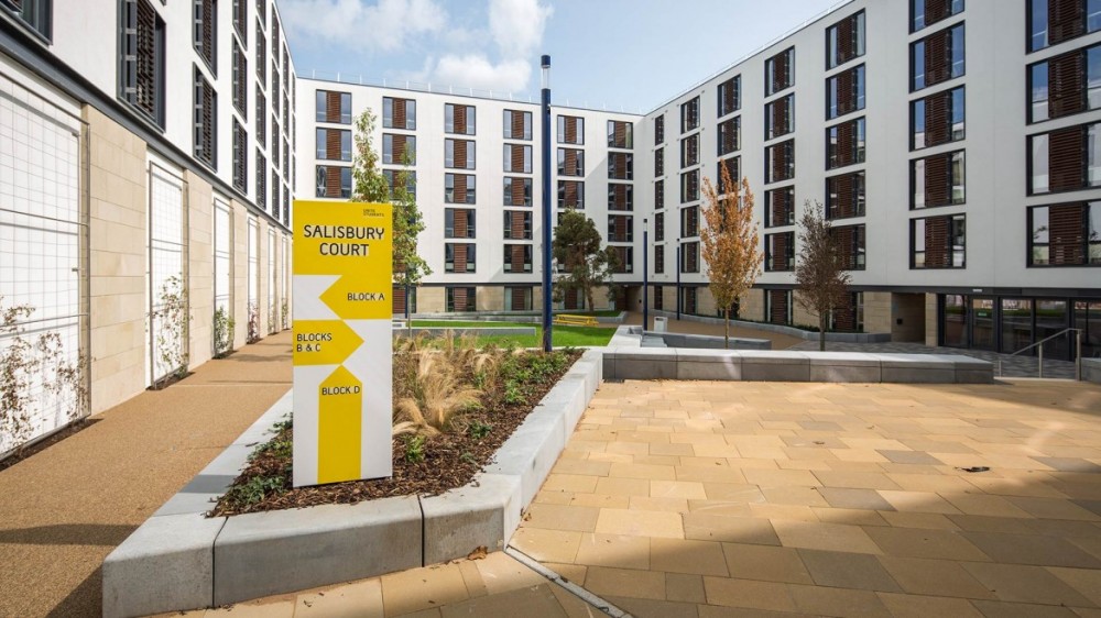 Charcon’s Stonemaster® Triumphs At Salisbury Court | Building Specification