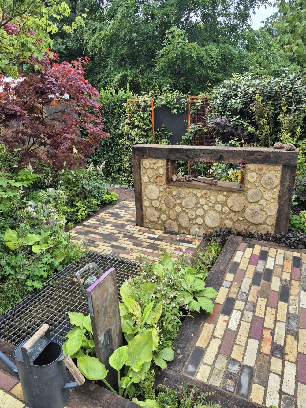 Circularity in Landscaping: Kenoteq's Material Revolution | Building ...