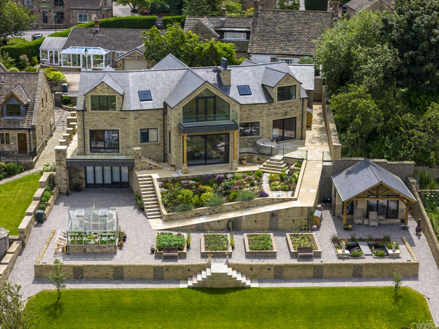 HEAVY 3 SLATES SPECIFIED FOR SOUTH YORKSHIRE PROPERTY | Building ...