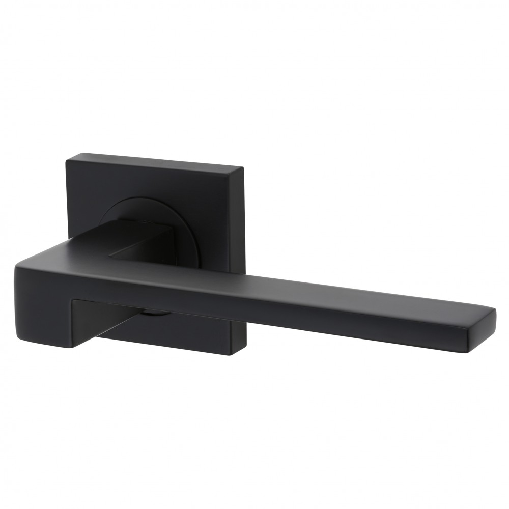IRONMONGERYDIRECT’S LATEST CATALOGUE FEATURES NEW DOOR HARDWARE ...